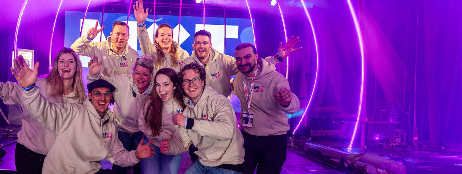 VOLUNTEERS | MXT 2025